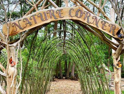 Nature Corner - Artisan Structures